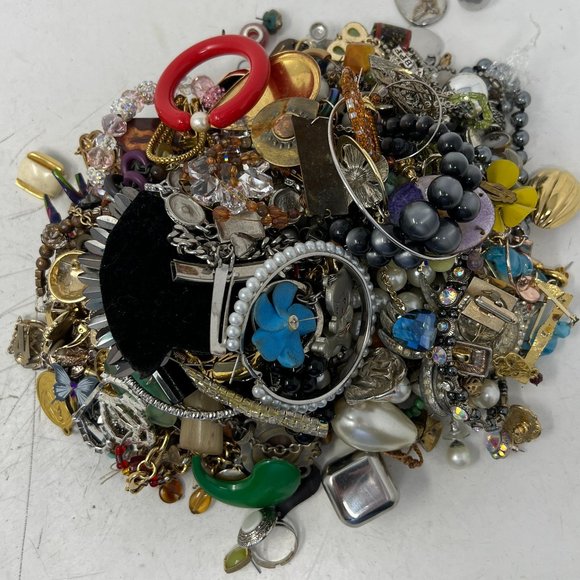 Jewelry | 35 Lbs Craft Broken Junk Jewelry Lot Scrap Repair Repurpose ...